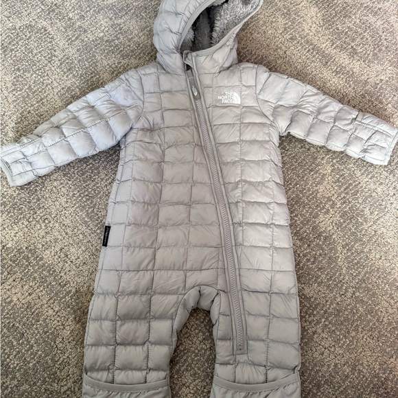 The North Face | Jackets & Coats | The North Face Kids Silver Quilted ...
